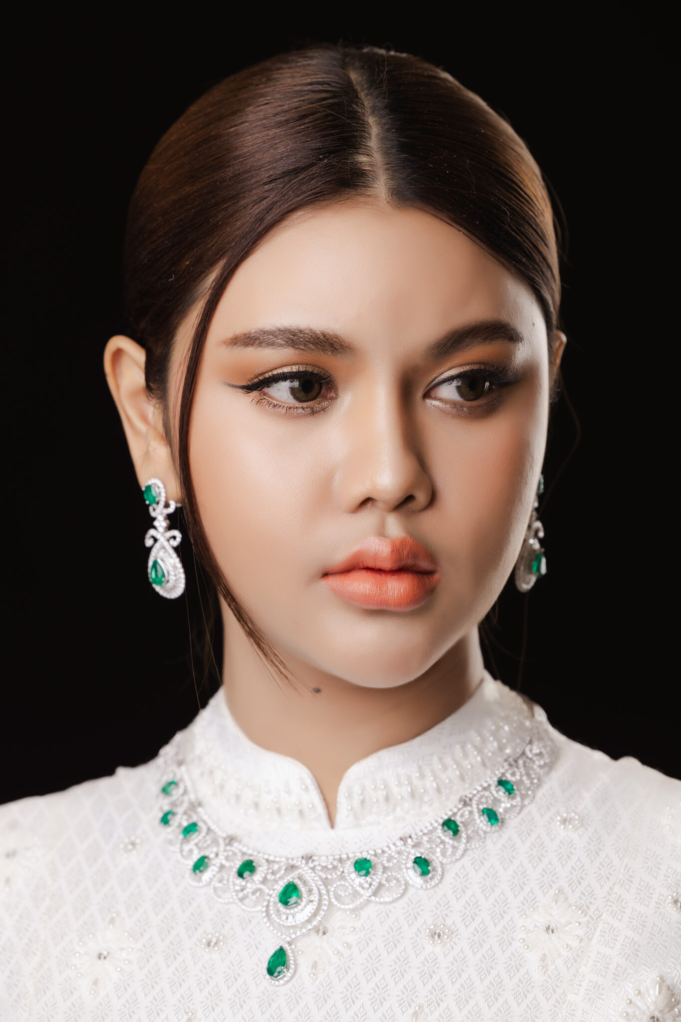 KK DIAMONDS - KK DIAMONDS